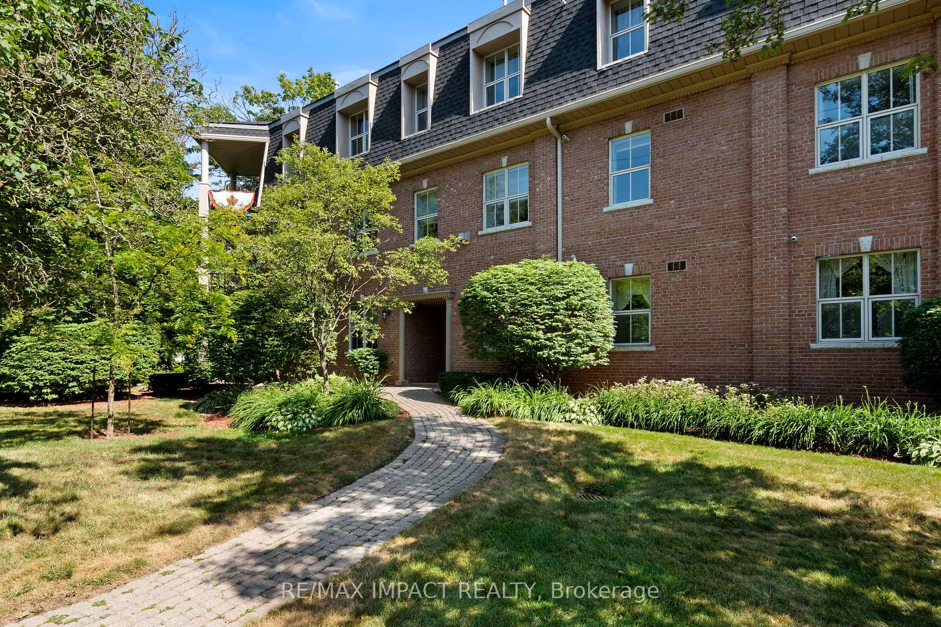 101 - 220 Church Street, Cobourg, ON K9A 3V9