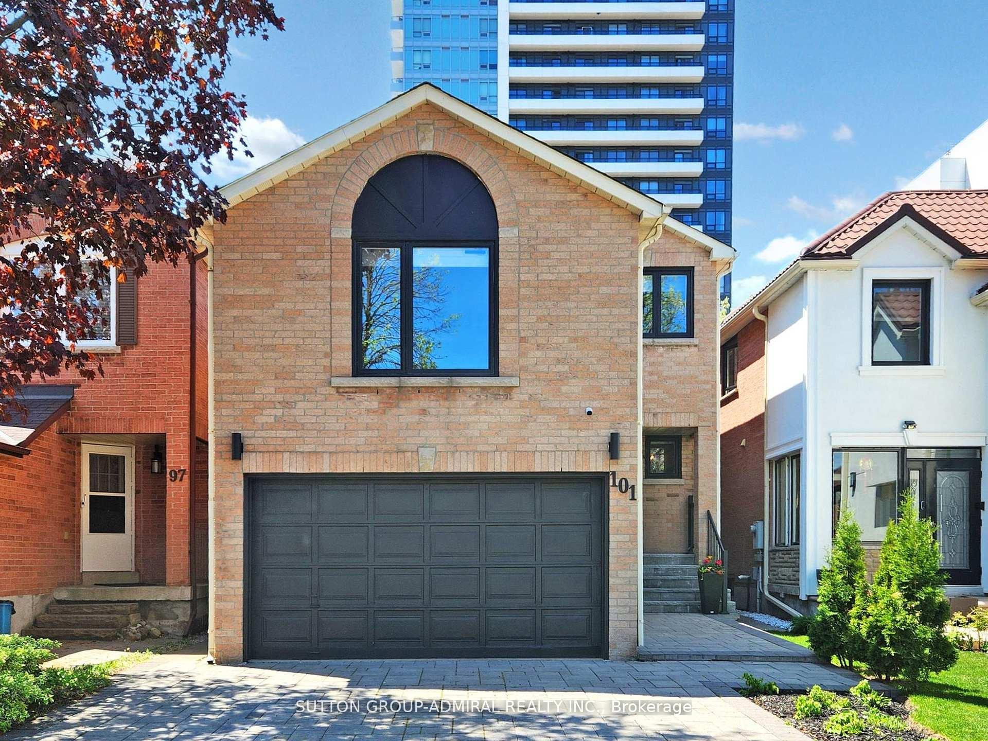 101 Glen Crescent, Vaughan, ON L4J 4W3