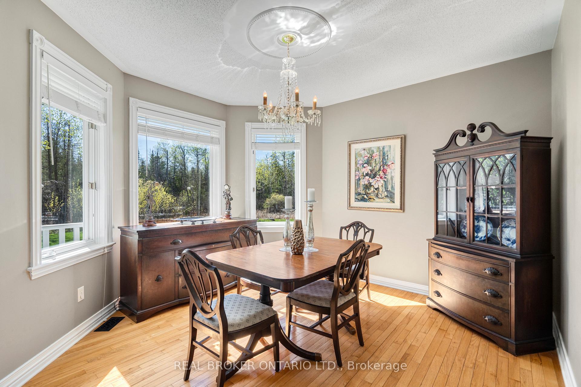 101 Pine Brook Lane, Carp - Huntley Ward, ON K0A 1L0