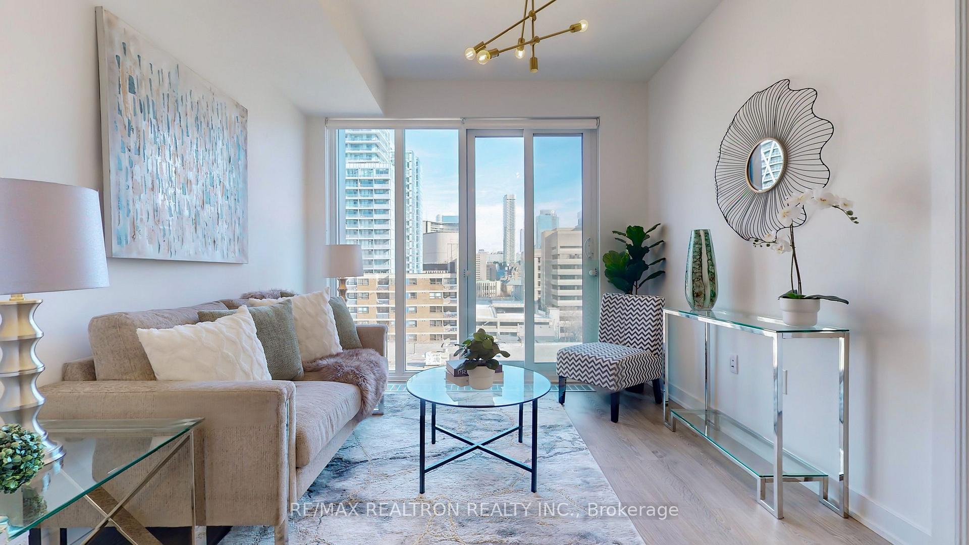 1010 - 50 McCaul Street, Toronto, ON M5T 0B6