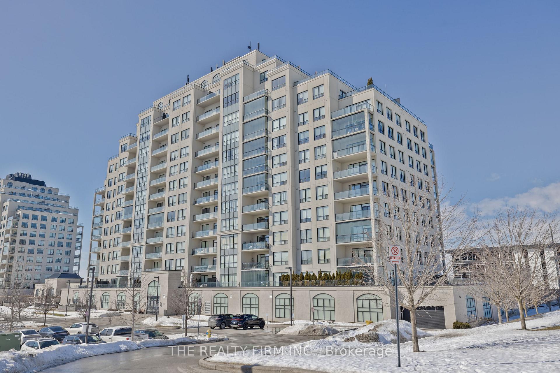 1011 - 240 Villagewalk Boulevard, London, ON N6G 0P6