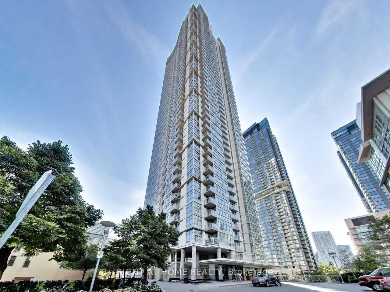 1011 - 35 Mariner Terrace, Toronto, ON M5V 3V9