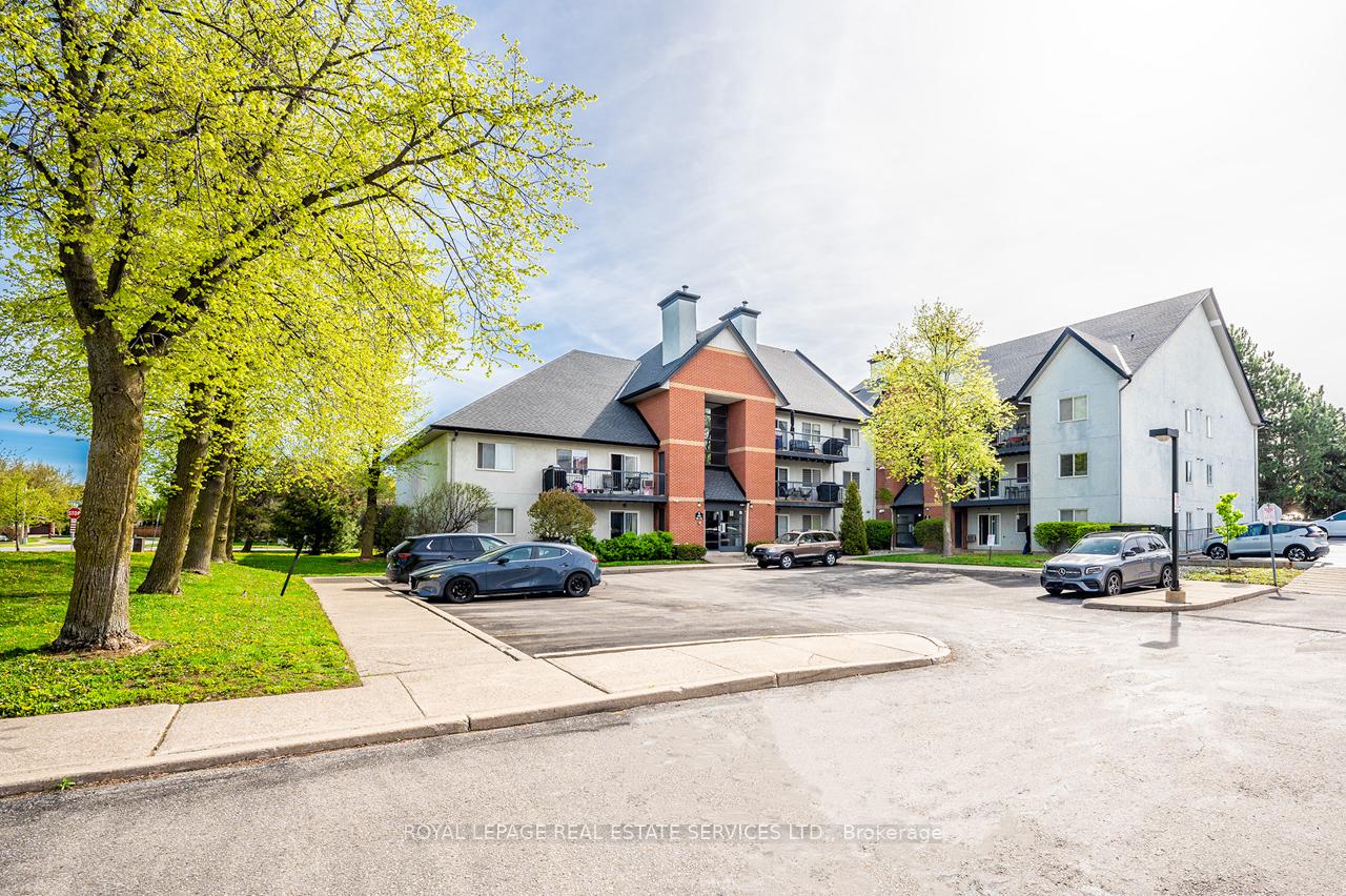 1013 - 1450 Glen Abbey Gate, Oakville, ON L6M 2V7