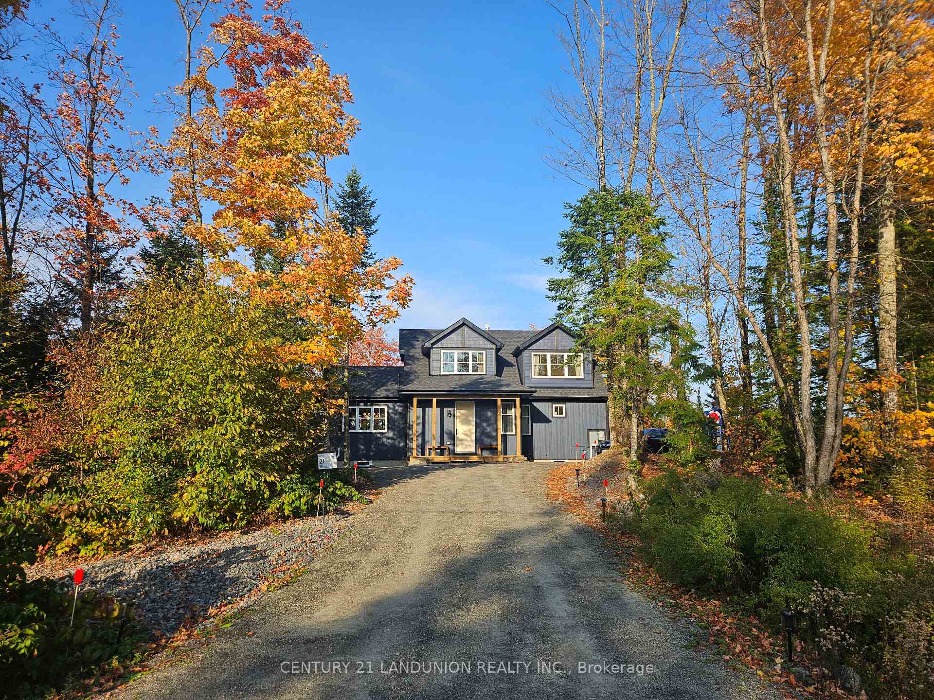 21 - 1014 Ridgeline Drive, Lake of Bays, ON P1H 0K1