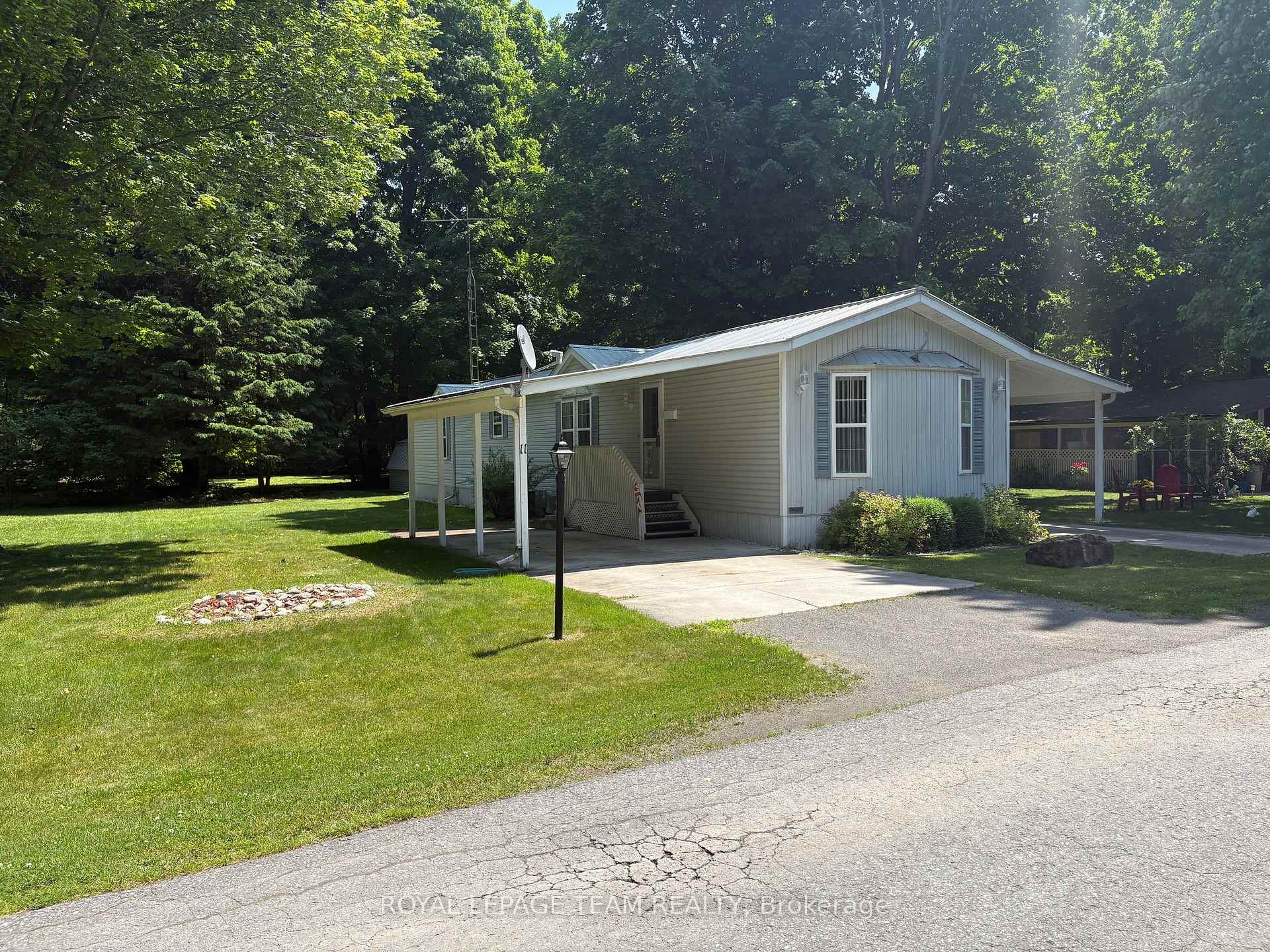 22 - 10146 County 43 Road, North Dundas, ON K0E 1S0