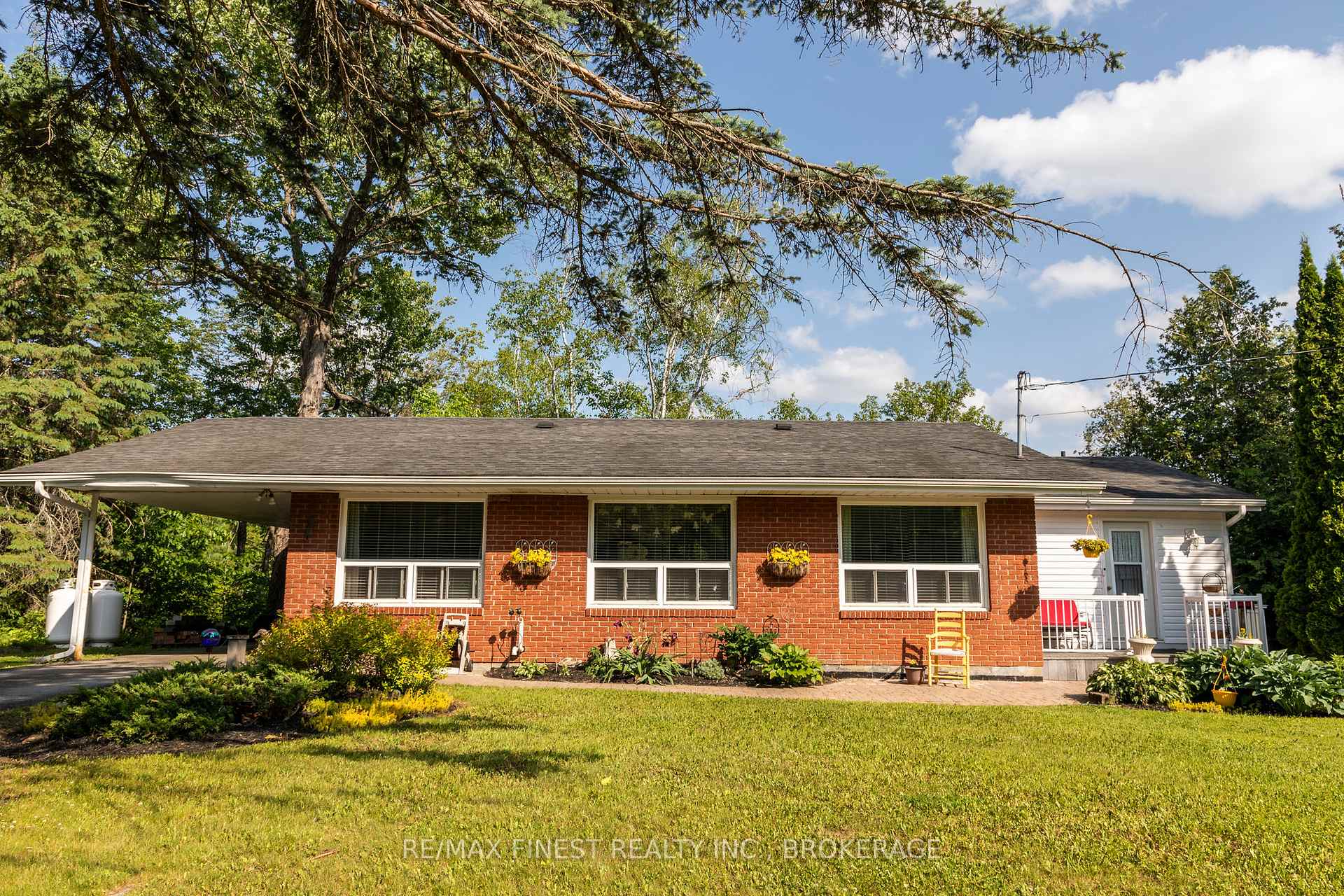 1016 Jewel Road, Frontenac, ON K0H 1K0