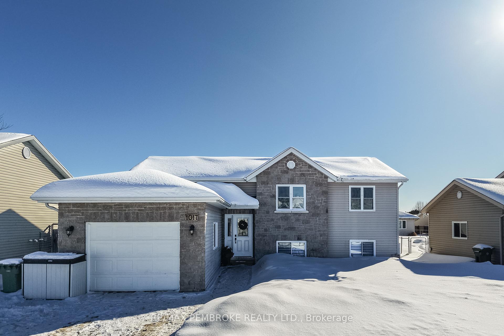 1017 Riverstone Trail, Petawawa, ON K8H 0B3