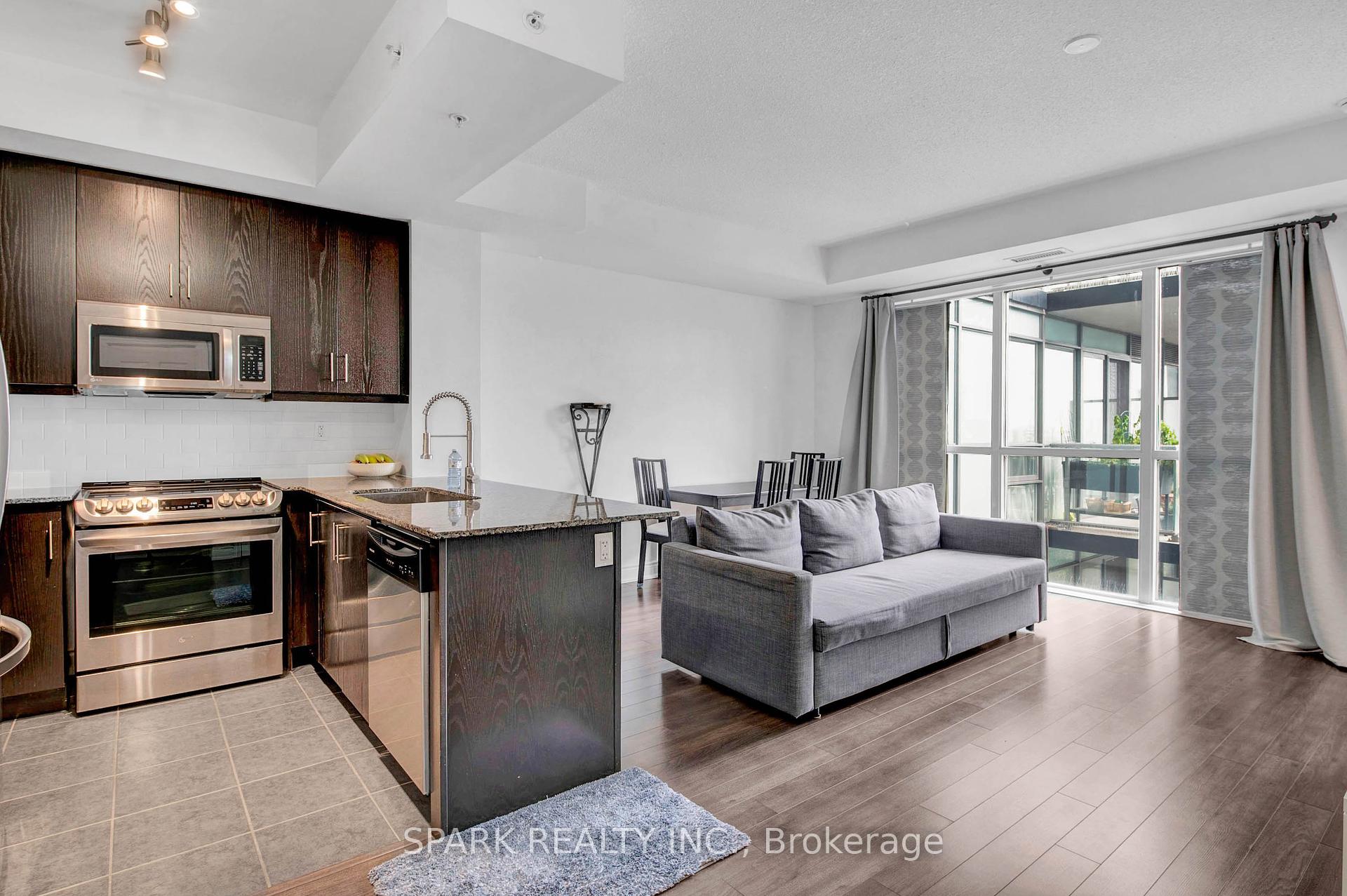 1018 - 15 James Finlay Way, Toronto, ON M3M 0B3