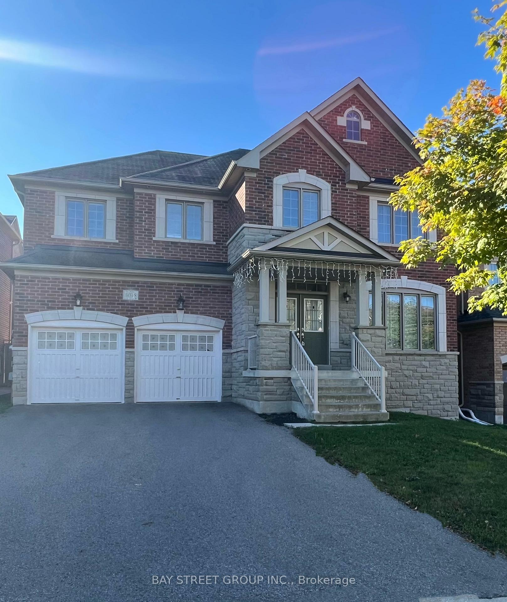 1018 Wilbur Pipher Circle, Newmarket, ON L3X 0G4
