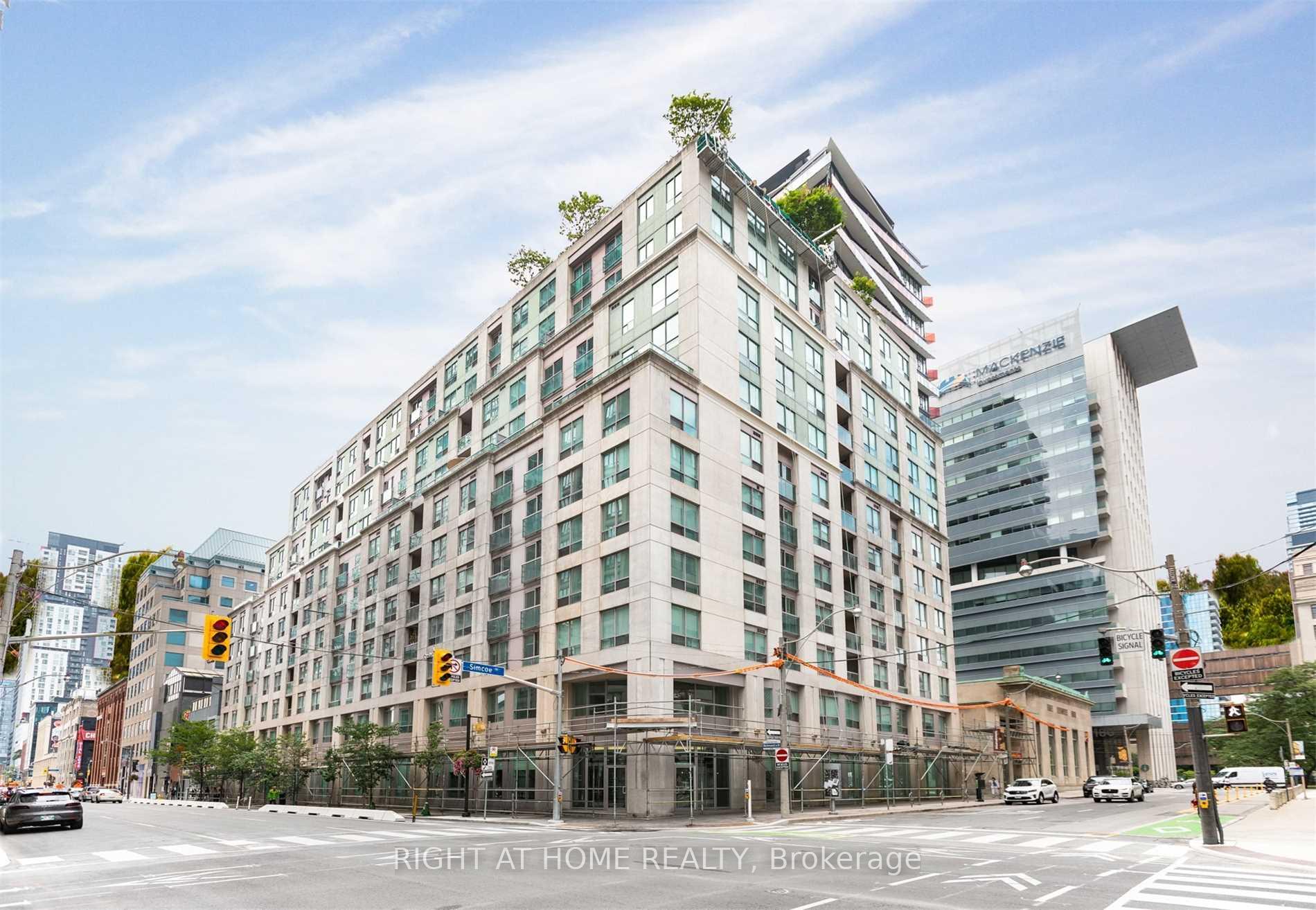 1019 - 168 Simcoe Street, Toronto, ON M5H 4C9