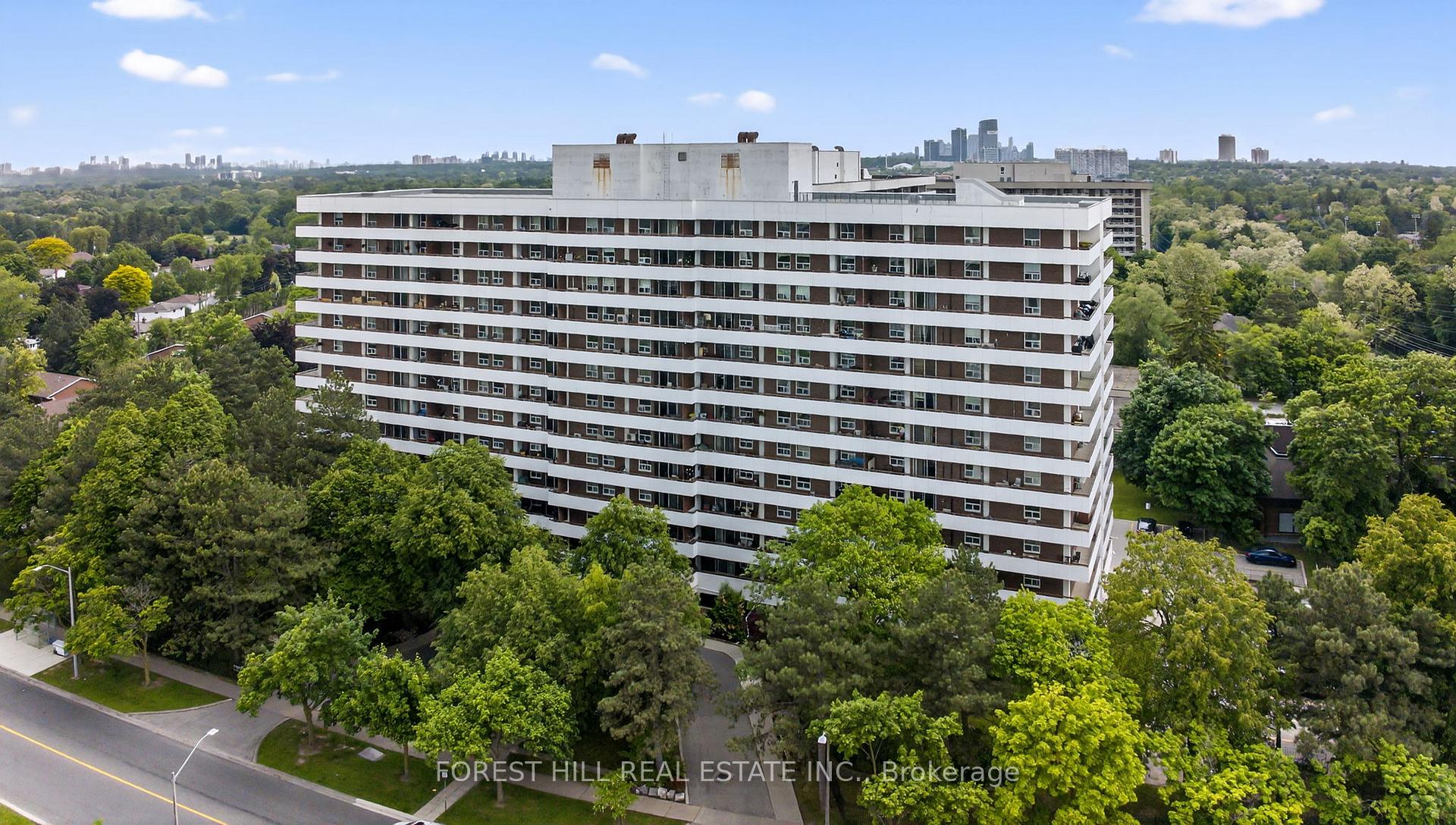 102 - 1 Royal Orchard Boulevard, Markham, ON L3T 3C2