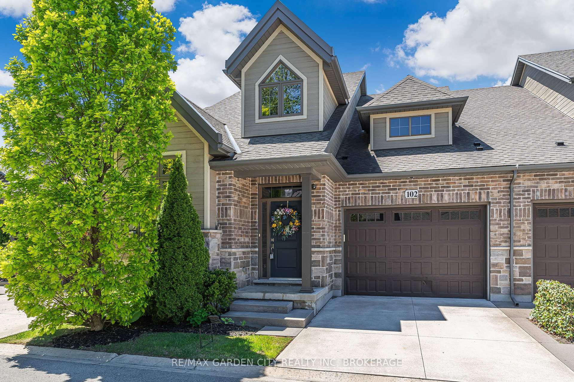 102 - 140 Parnell Road, St. Catharines, ON L2M 1V4