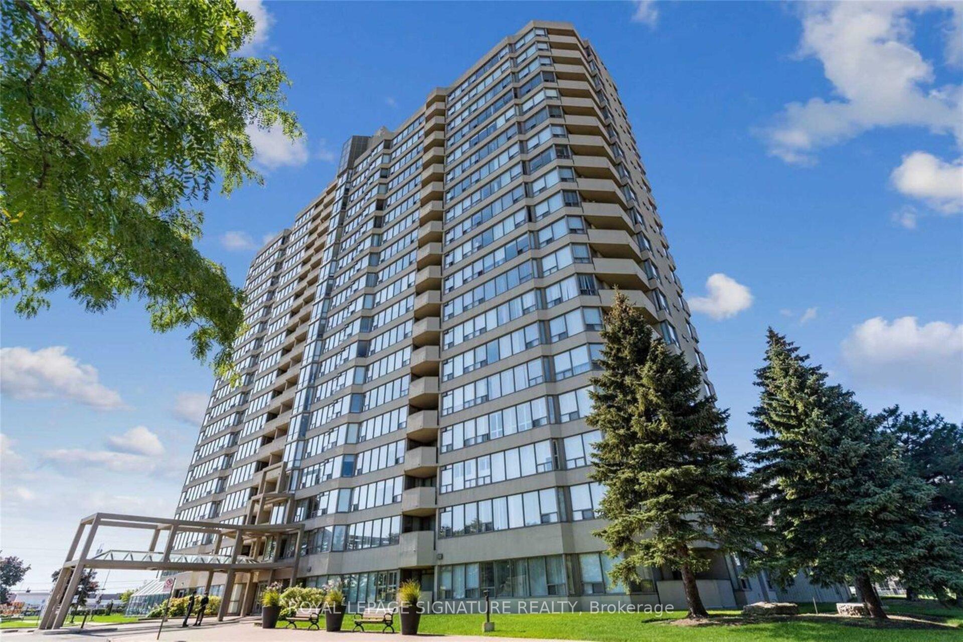 102 - 700 Constellation Drive, Mississauga, ON L5R 3G8