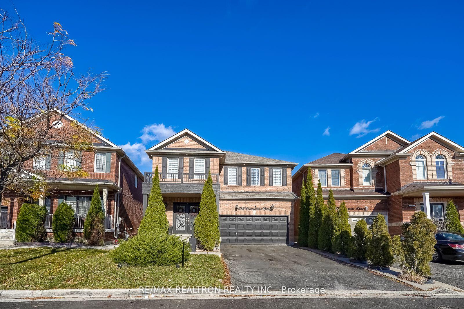 102 Commodore Drive, Brampton, ON L6X 0T4
