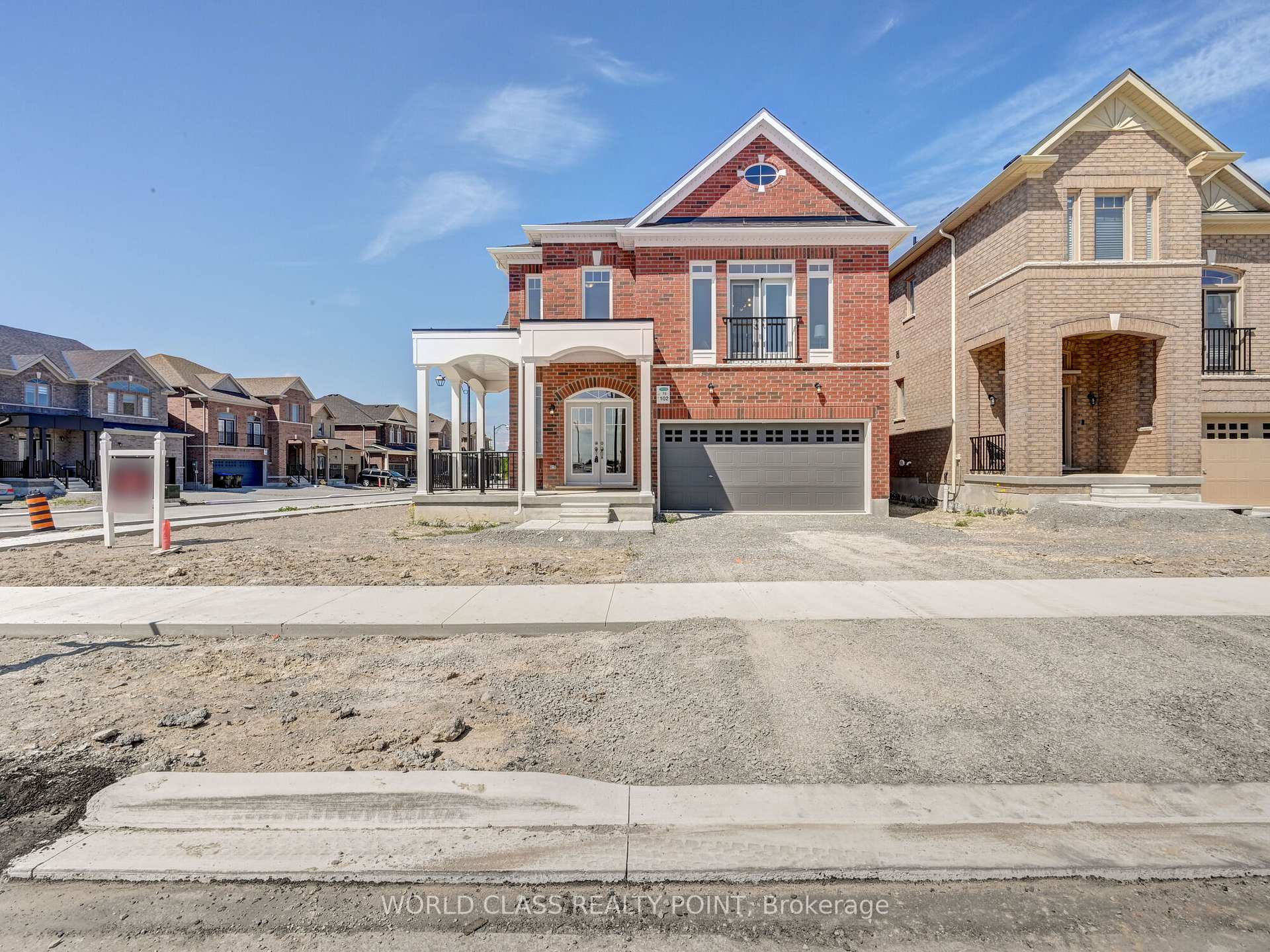 102 Mac Campbell Way, Bradford West Gwillimbury, ON L3Z 4M6