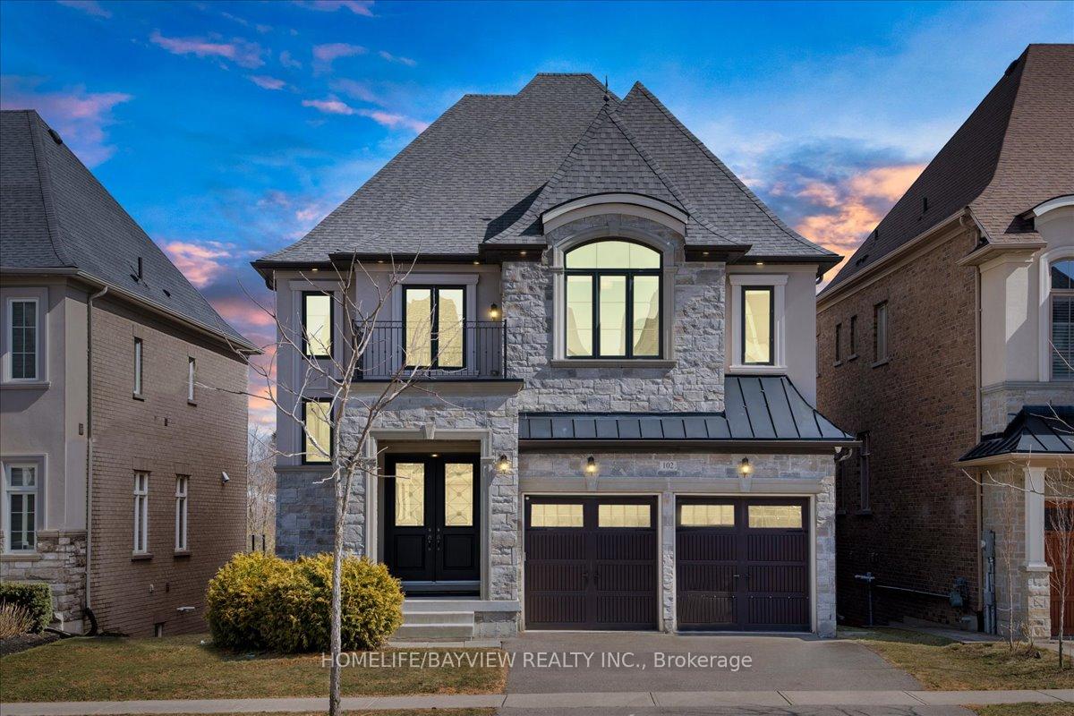 102 Robert Berry Crescent, King, ON L7B 0M3