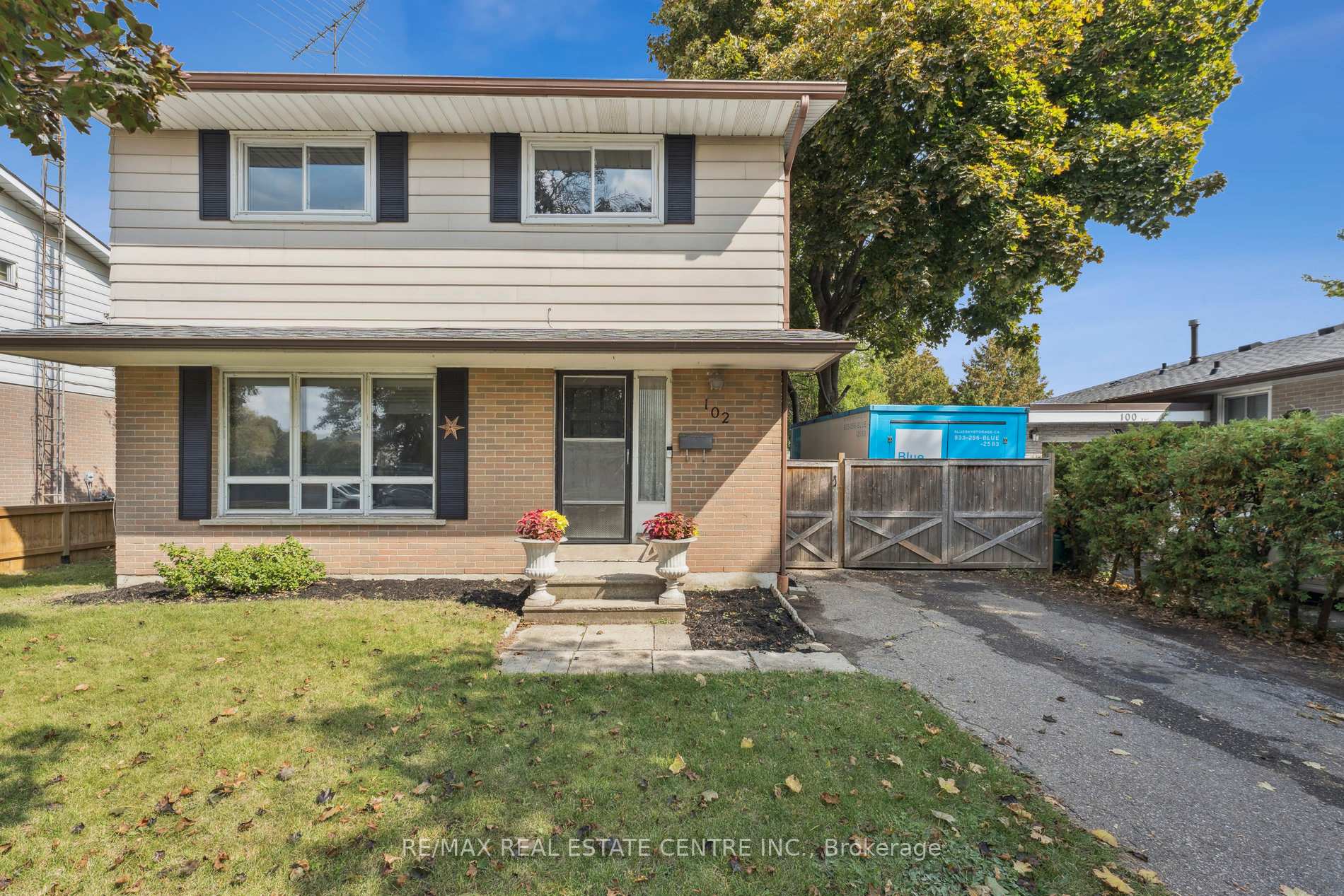 102 Rutherford Road N, Brampton, ON L6V 2J2