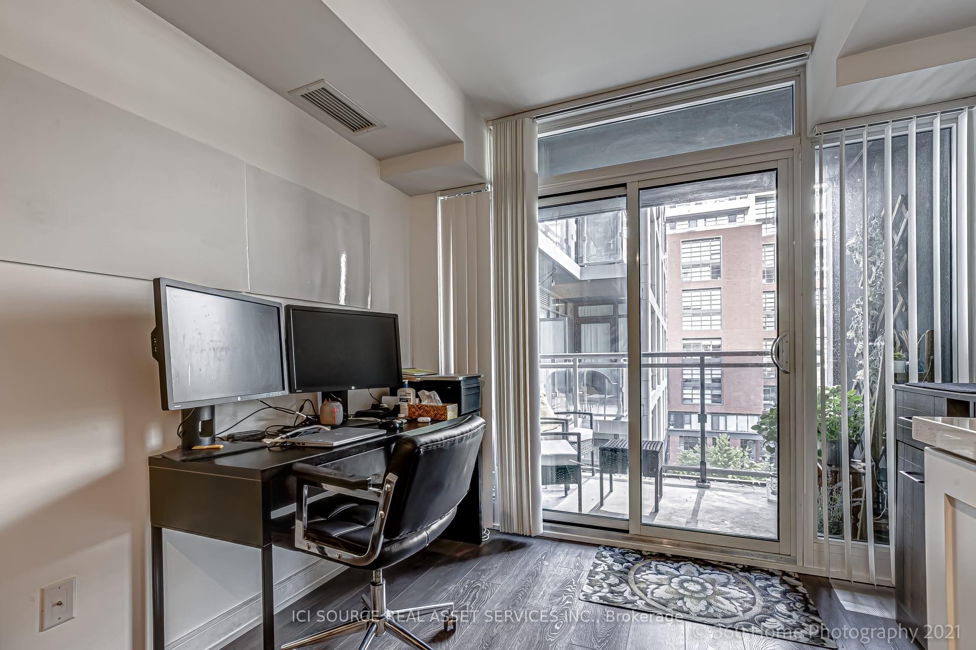 1020 - 525 Adelaide Street W, Toronto, ON M5V 0N7