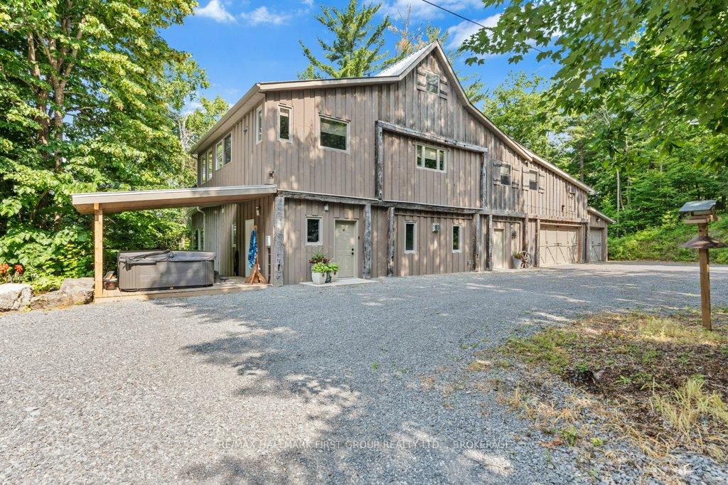 1023 Pepper Lane, South Frontenac, ON K0H 2W0