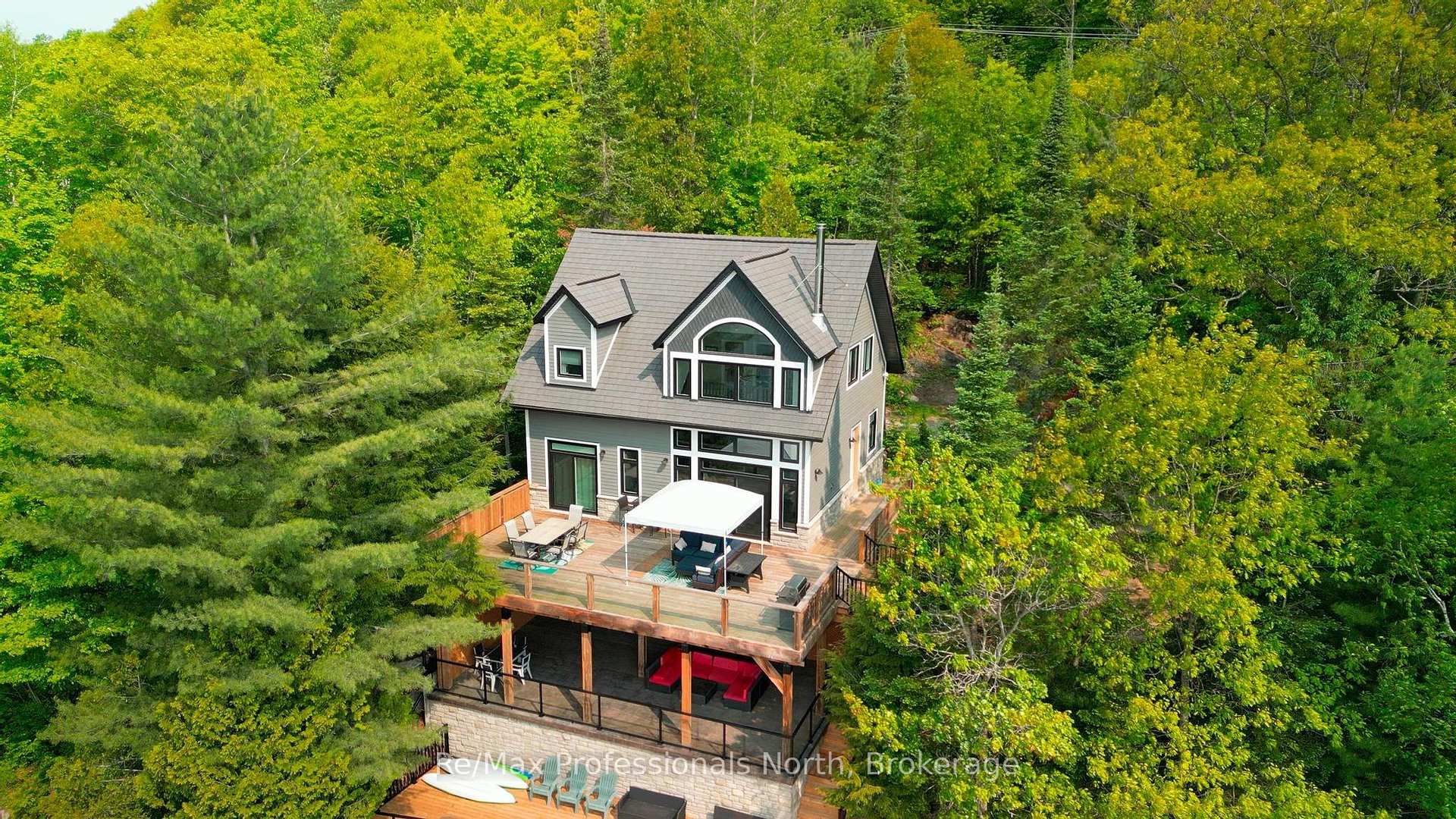 1024 Albert Lane E, Algonquin Highlands, ON P0E 1E0