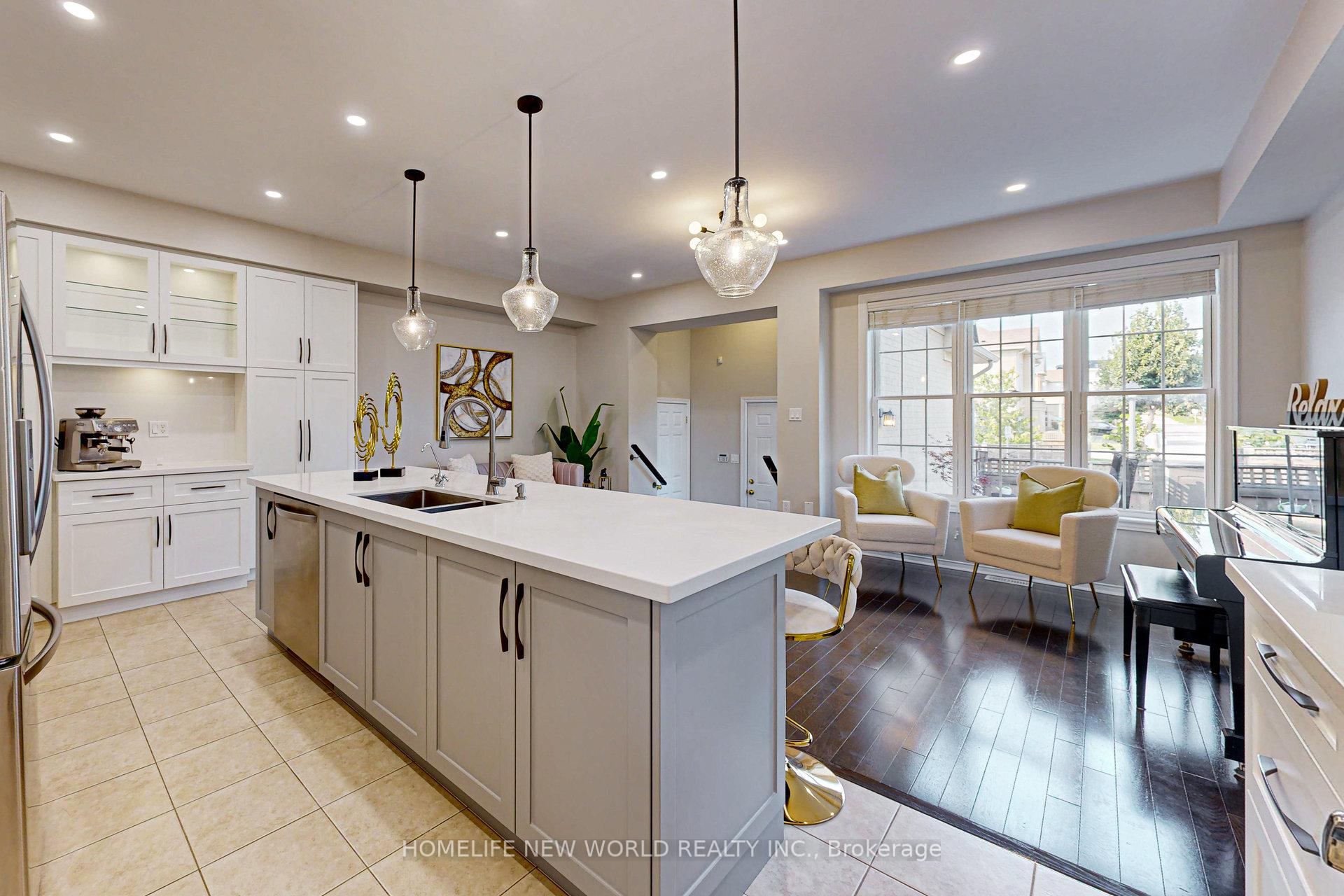 10271 Woodbine Avenue, Markham, ON L6C 0J7