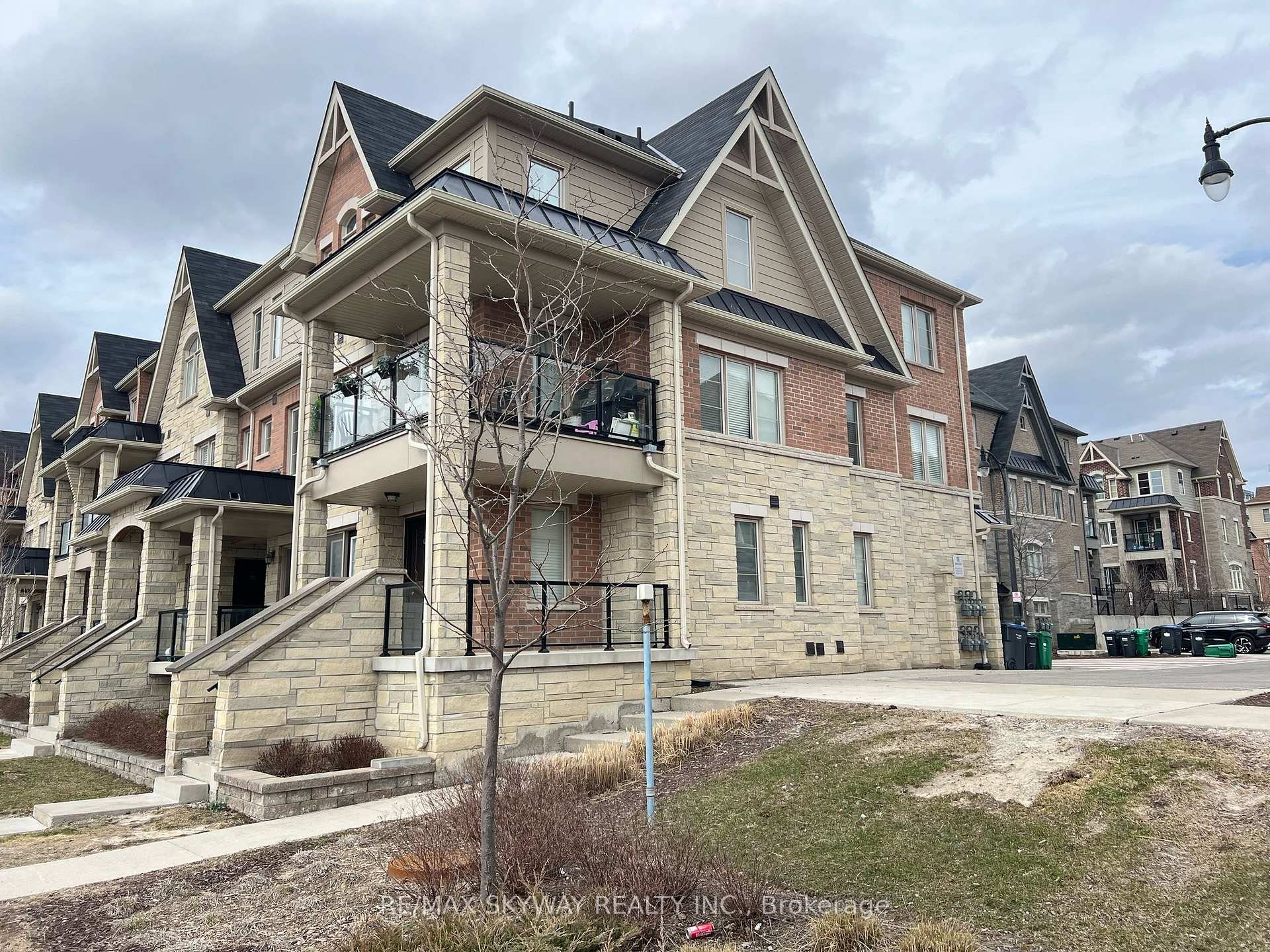 103 - 200 Veterans Drive, Brampton, ON L7A 4S6