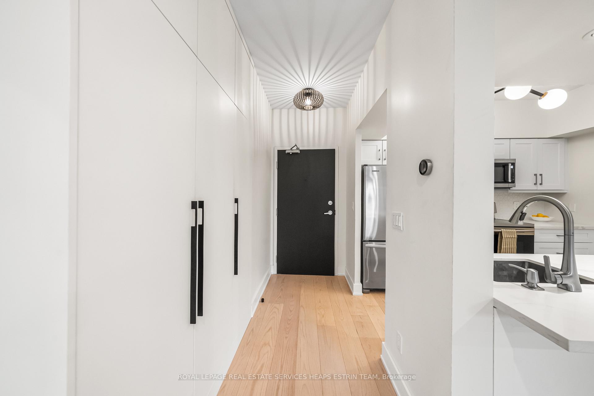 103 - 211 Randolph Road, Toronto, ON M4G 4H1