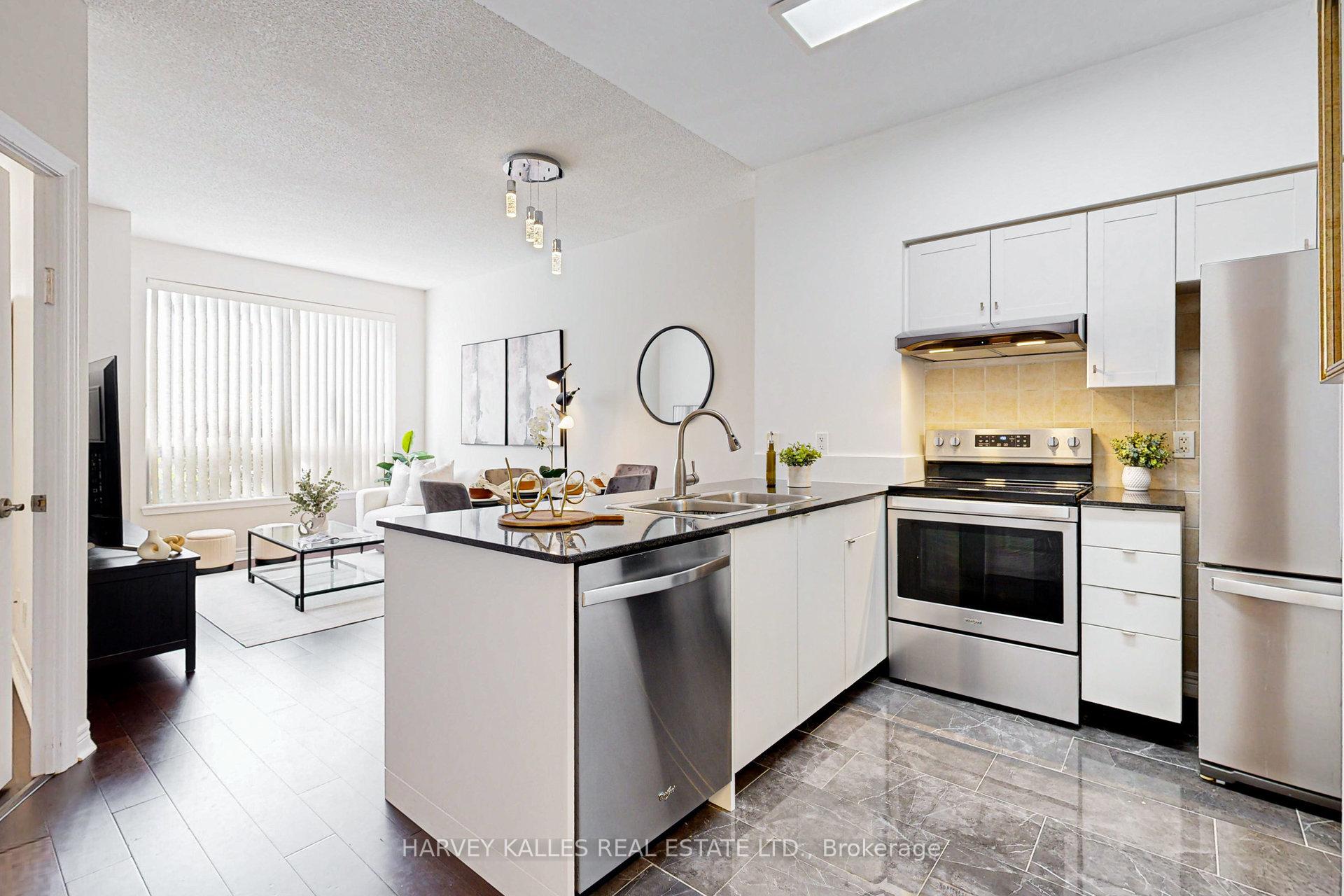 103 - 50 Disera Drive, Vaughan, ON L4J 9E9
