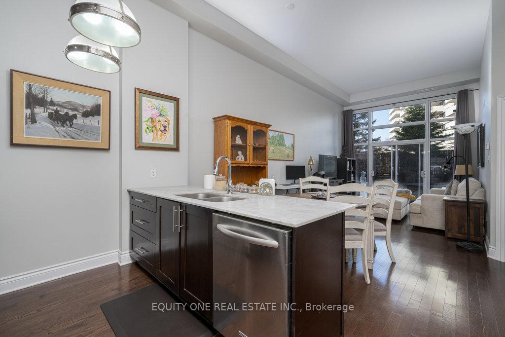 103 - 70 Landry Street, Vanier and Kingsview Park, ON K1L 0A8