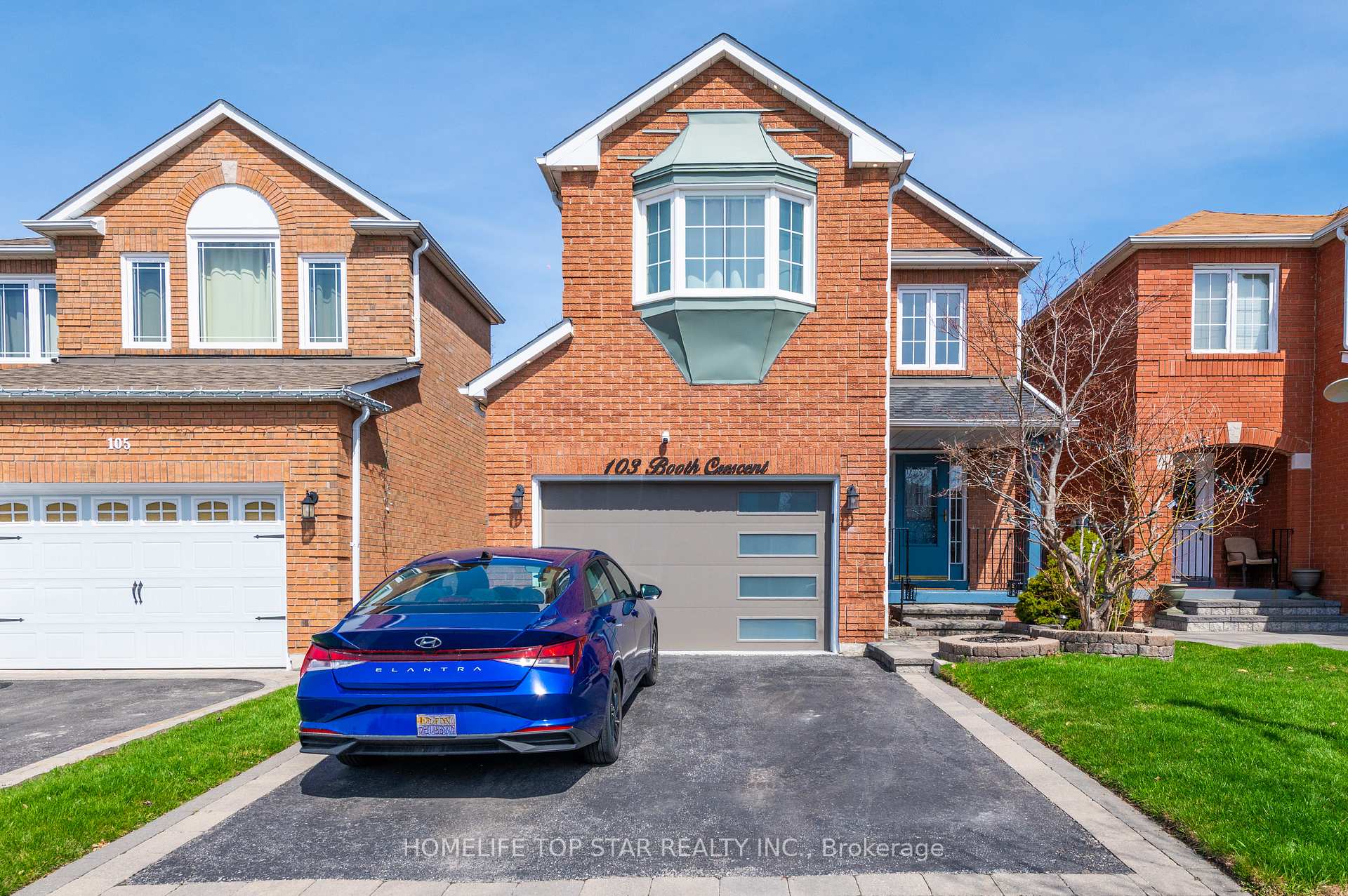 103 Booth Crescent N, Ajax, ON L1Z 1H7