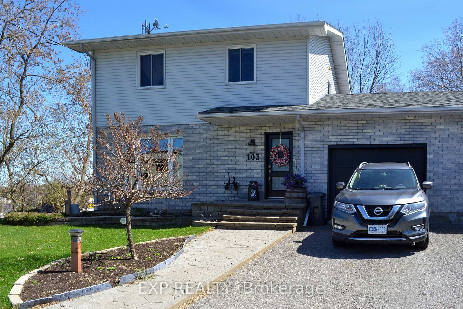 103 St Joseph Street, Alfred and Plantagenet, ON K0B 1A0