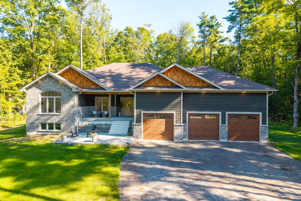 1030 Xavier Street, Gravenhurst, ON P0E 1G0