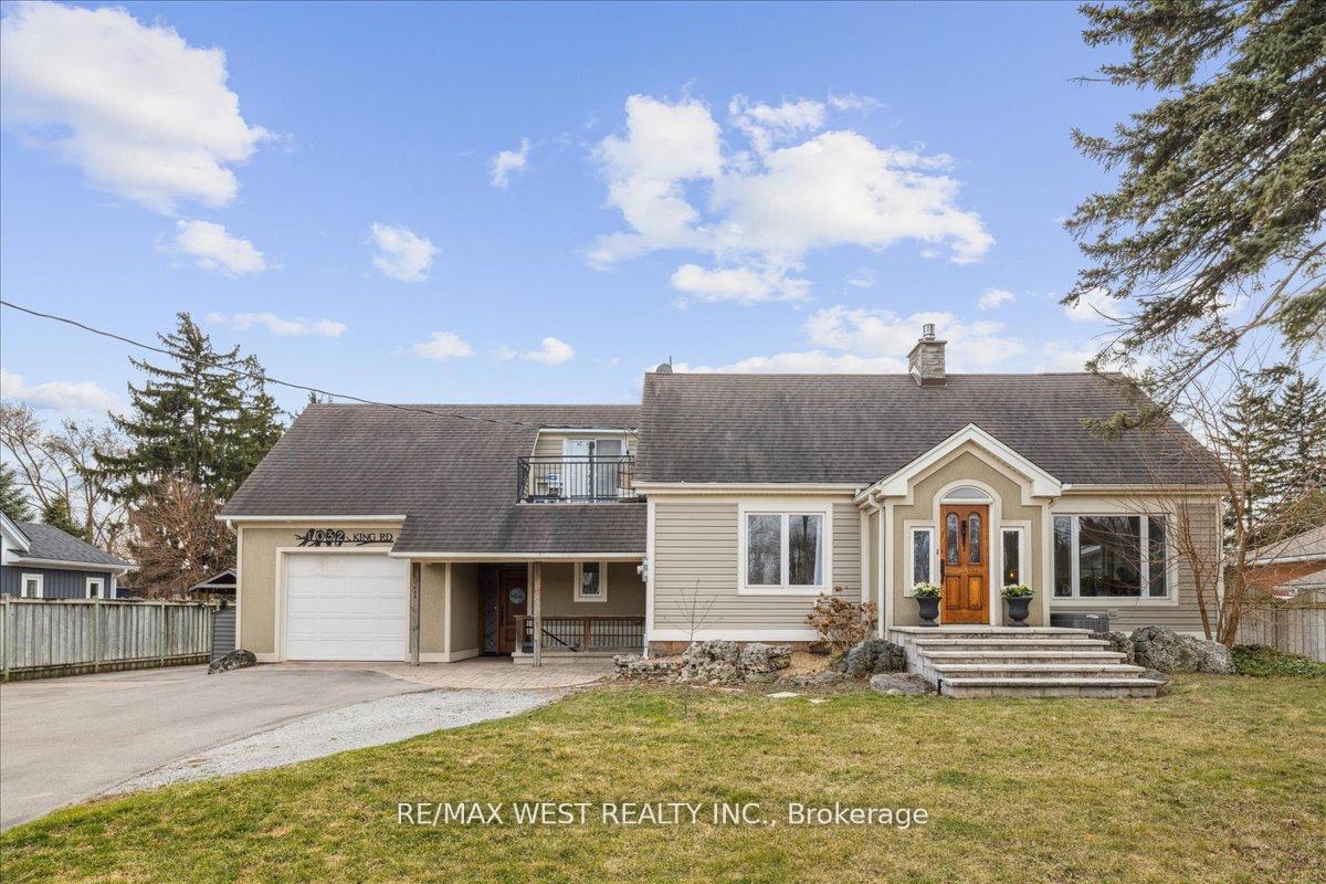 1032 King Road, Burlington, ON L7T 3L4