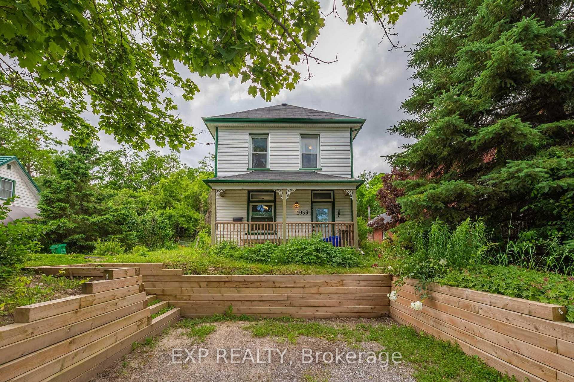1033 Water Street, Peterborough North, ON K9H 3P5
