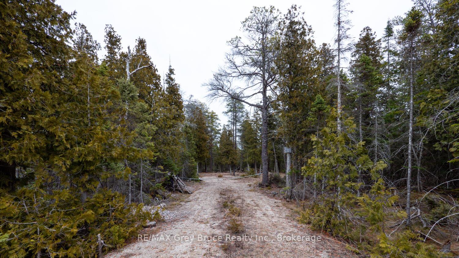 1035 DORCAS BAY Road, Northern Bruce Peninsula, ON N0H 2R0