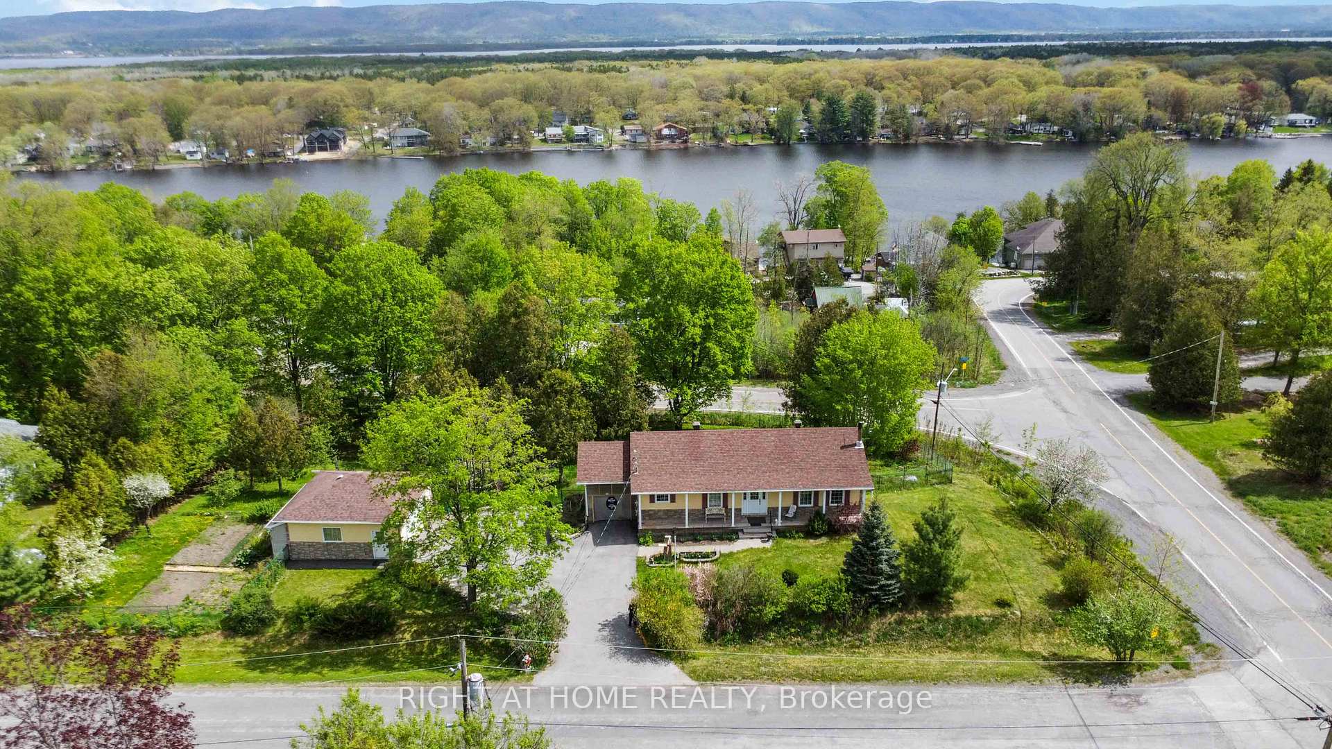 104 & 110 Highview Drive, Constance Bay - Dunrobin - Kilmaurs ...