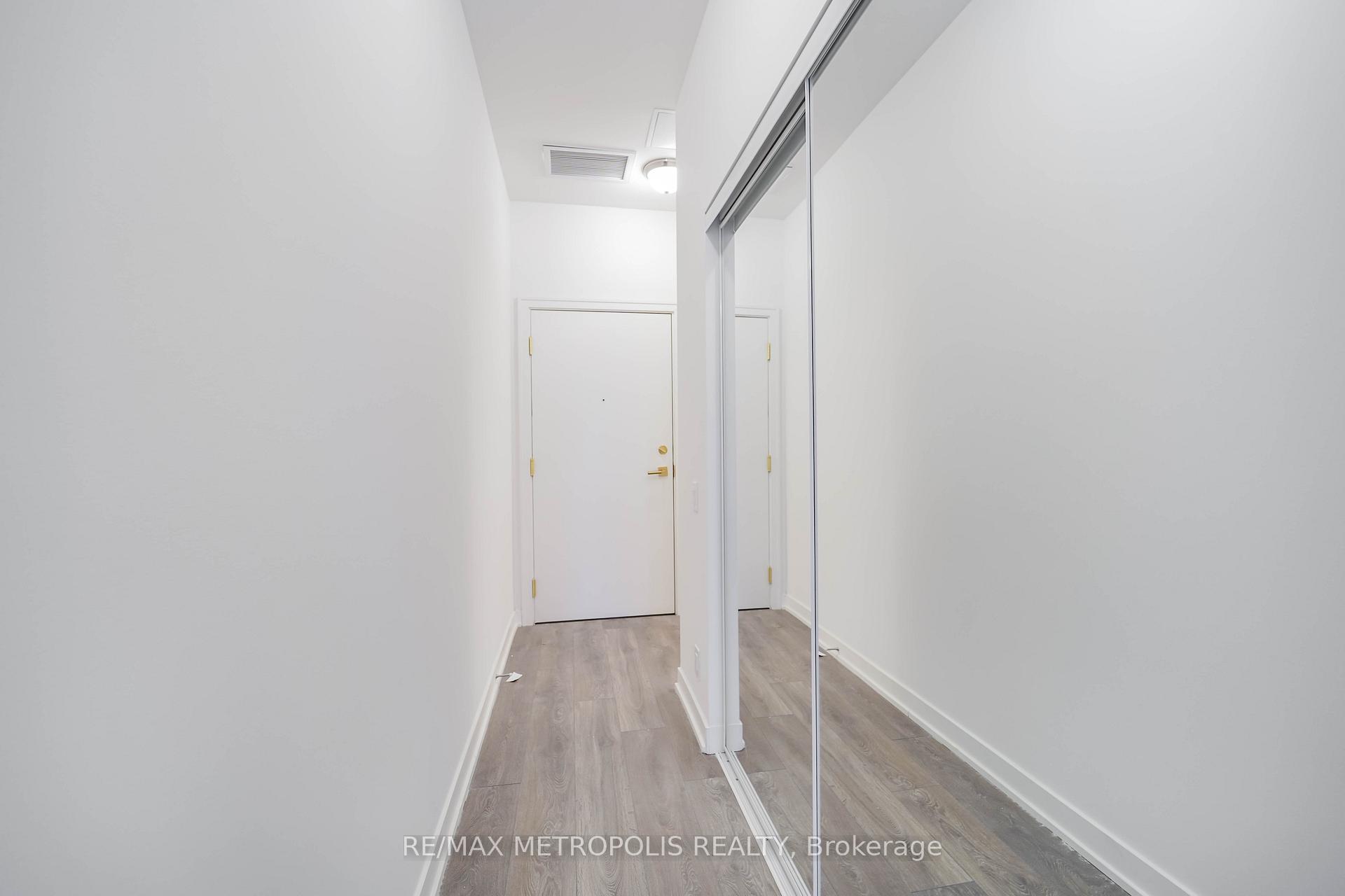 104 - 2 Manderley Drive, Toronto, ON M1N 0C7