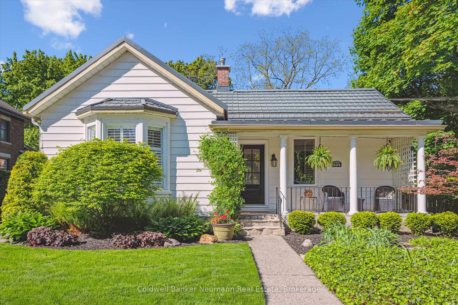 104 Stuart Street, Guelph, ON N1E 4S8