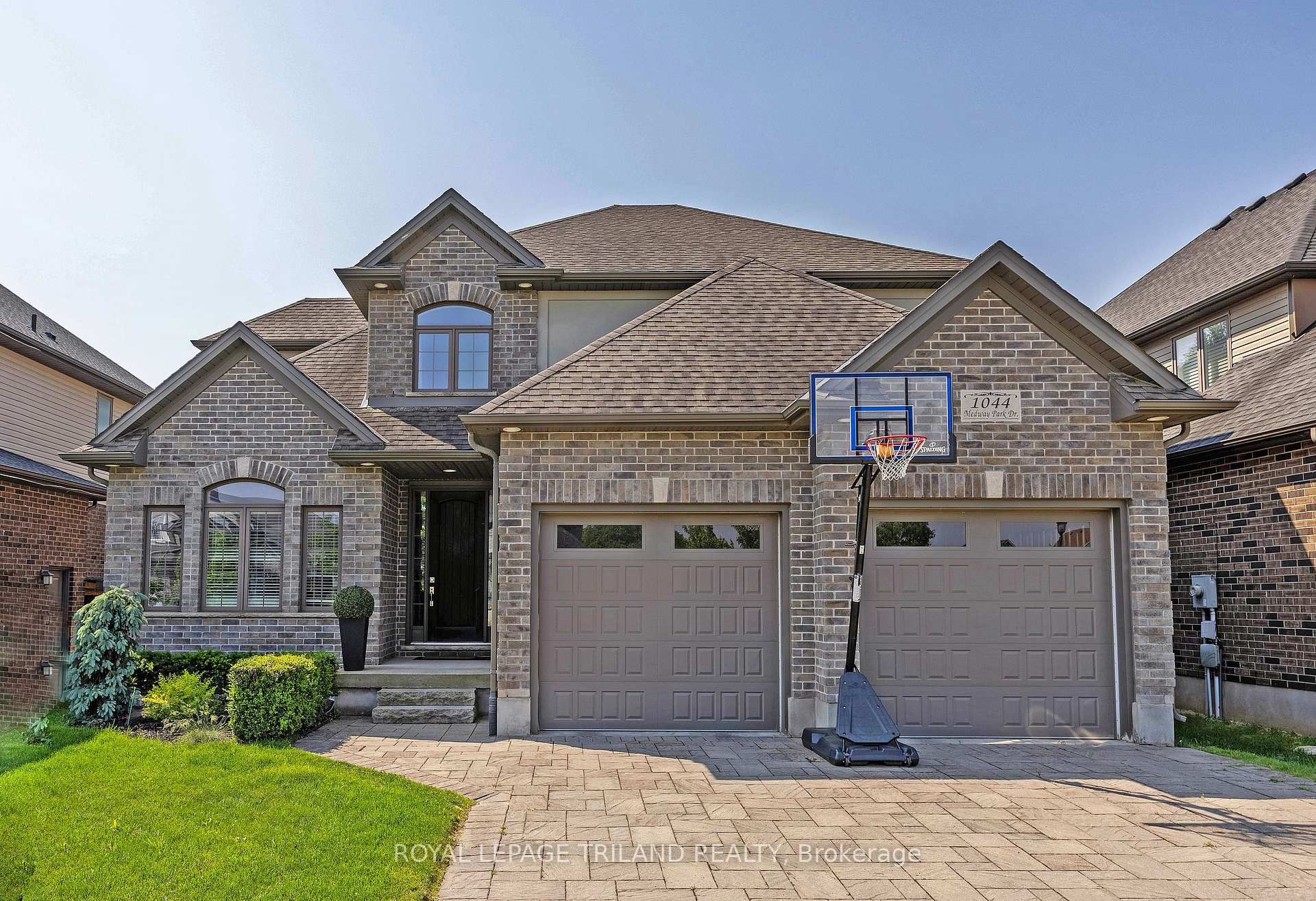 1044 Medway Park Drive, London North, ON N6G 0E4