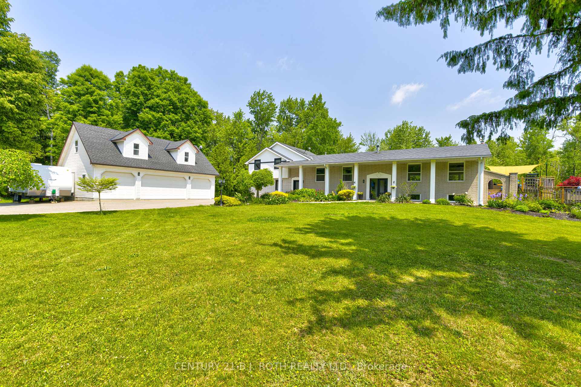 10457 Darkwood Road, Milton, ON L0P 1J0