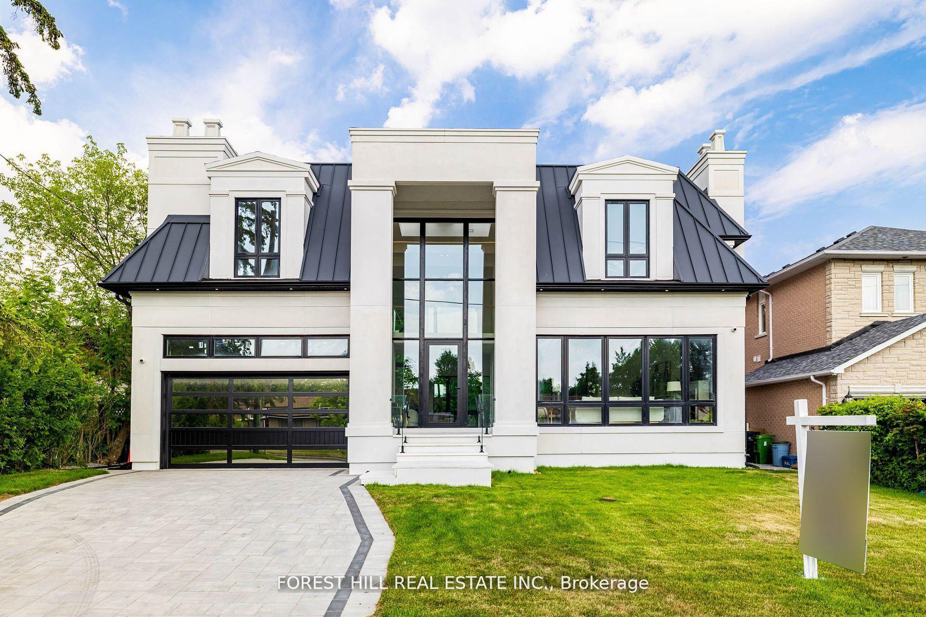 105 Castle Hill Drive, Toronto, ON M1T 2Y8