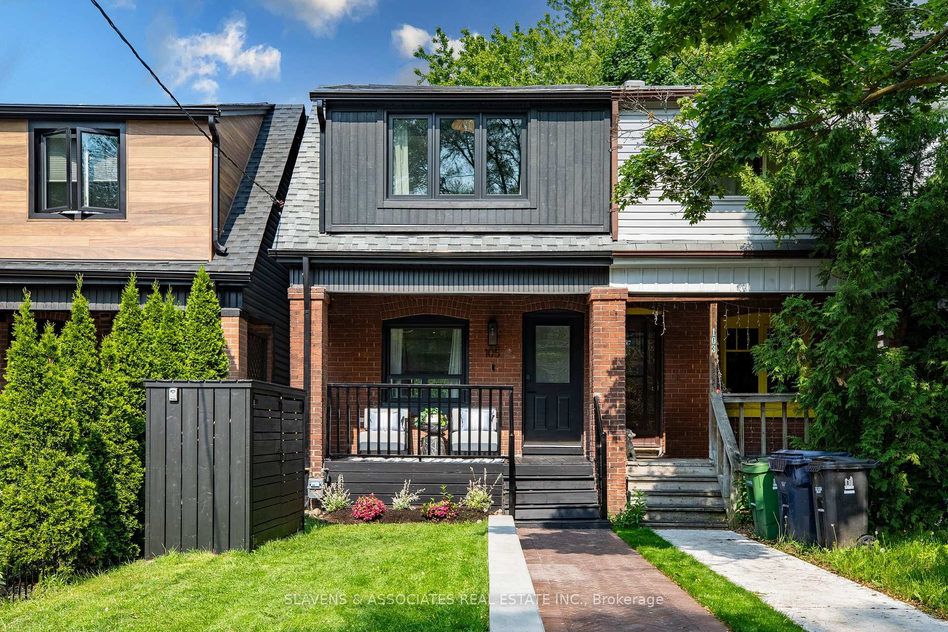 105 King Edward Avenue, Toronto, ON M4C 5J7