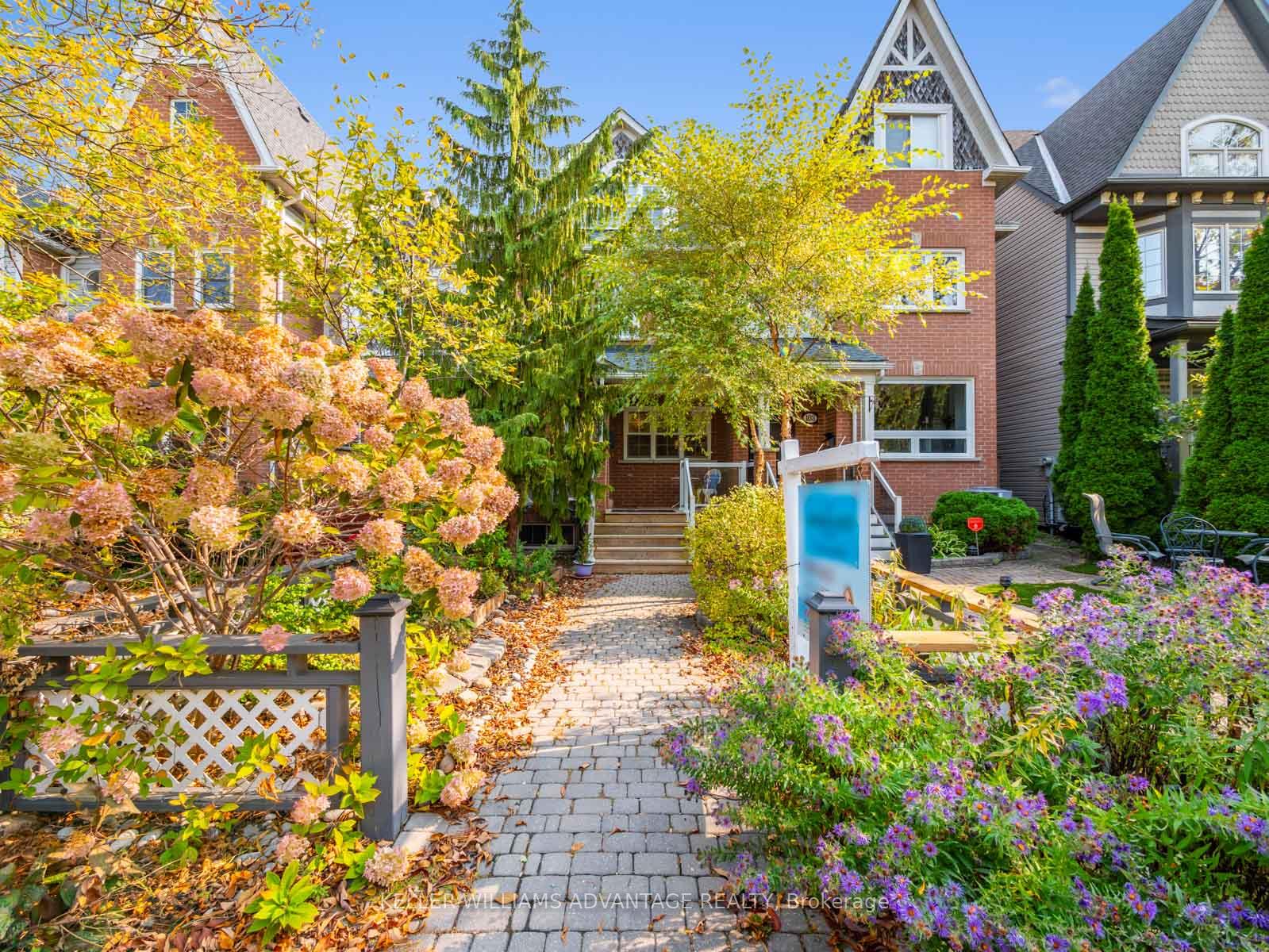 105 Sarah Ashbridge Avenue, Toronto, ON M4L 3Y1