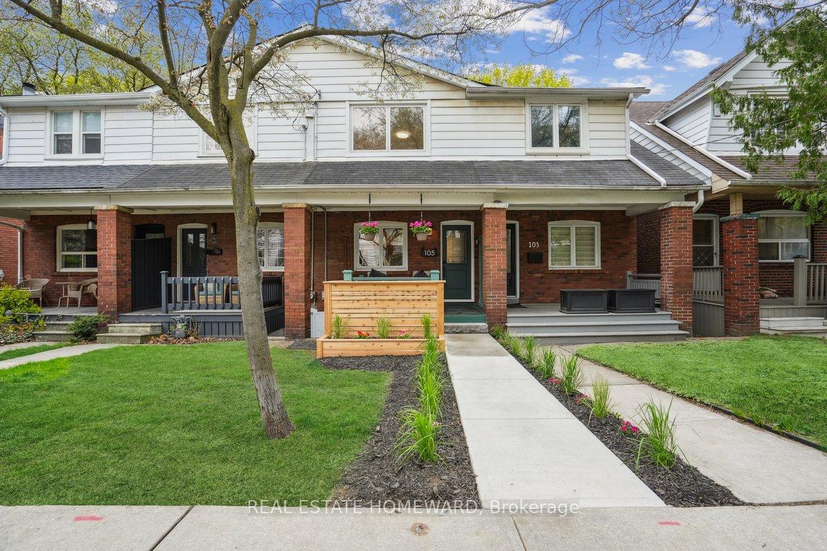 105 Sparkhall Avenue, Toronto, ON M4K 1G7