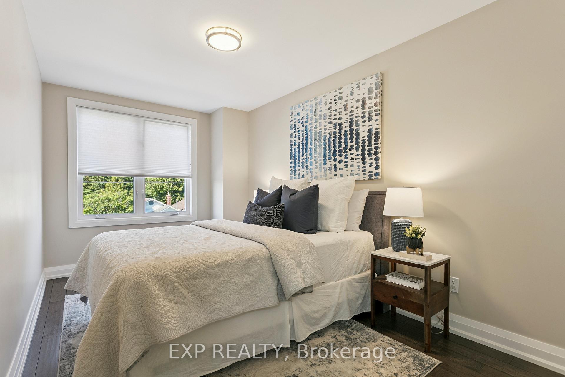 105 Twenty Second Street, Toronto, ON M8V 3M5