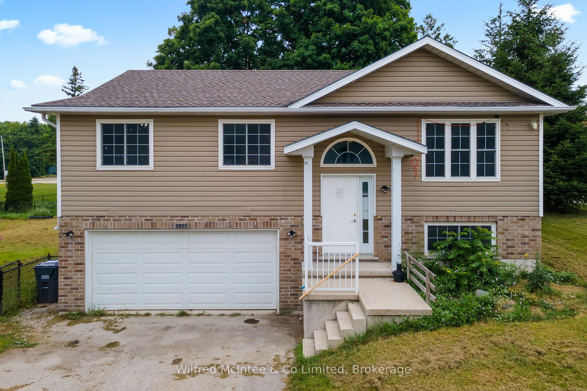 1057 Ann Street, Howick, ON N0G 2X0