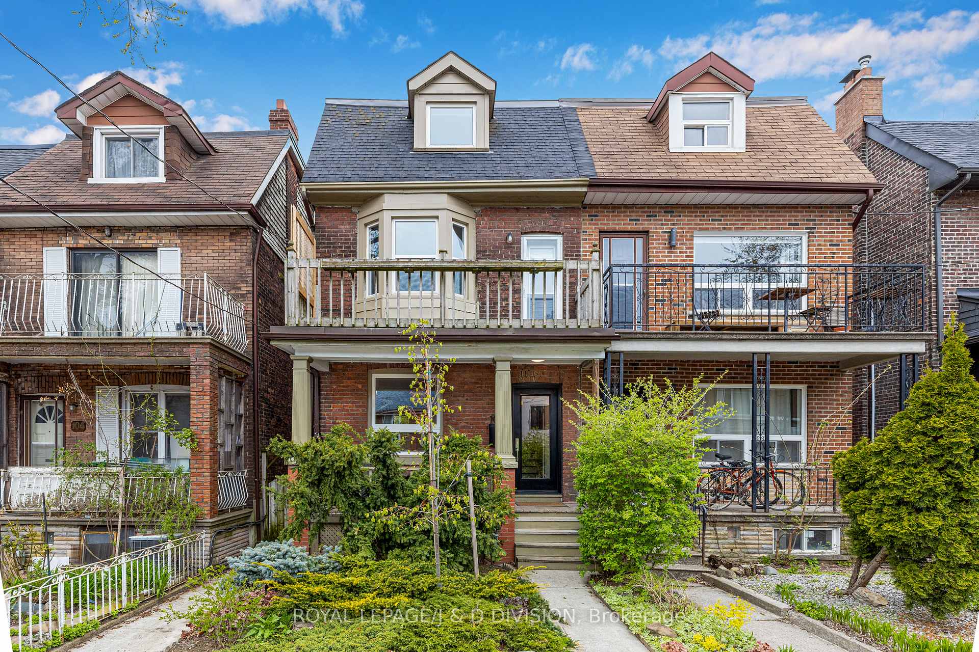 106 Bellwoods Avenue, Toronto, ON M6J 2P4