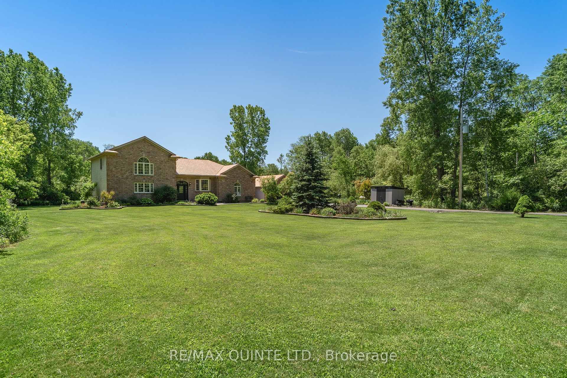 106 Halloway Road, Quinte West, ON K0K 3E0