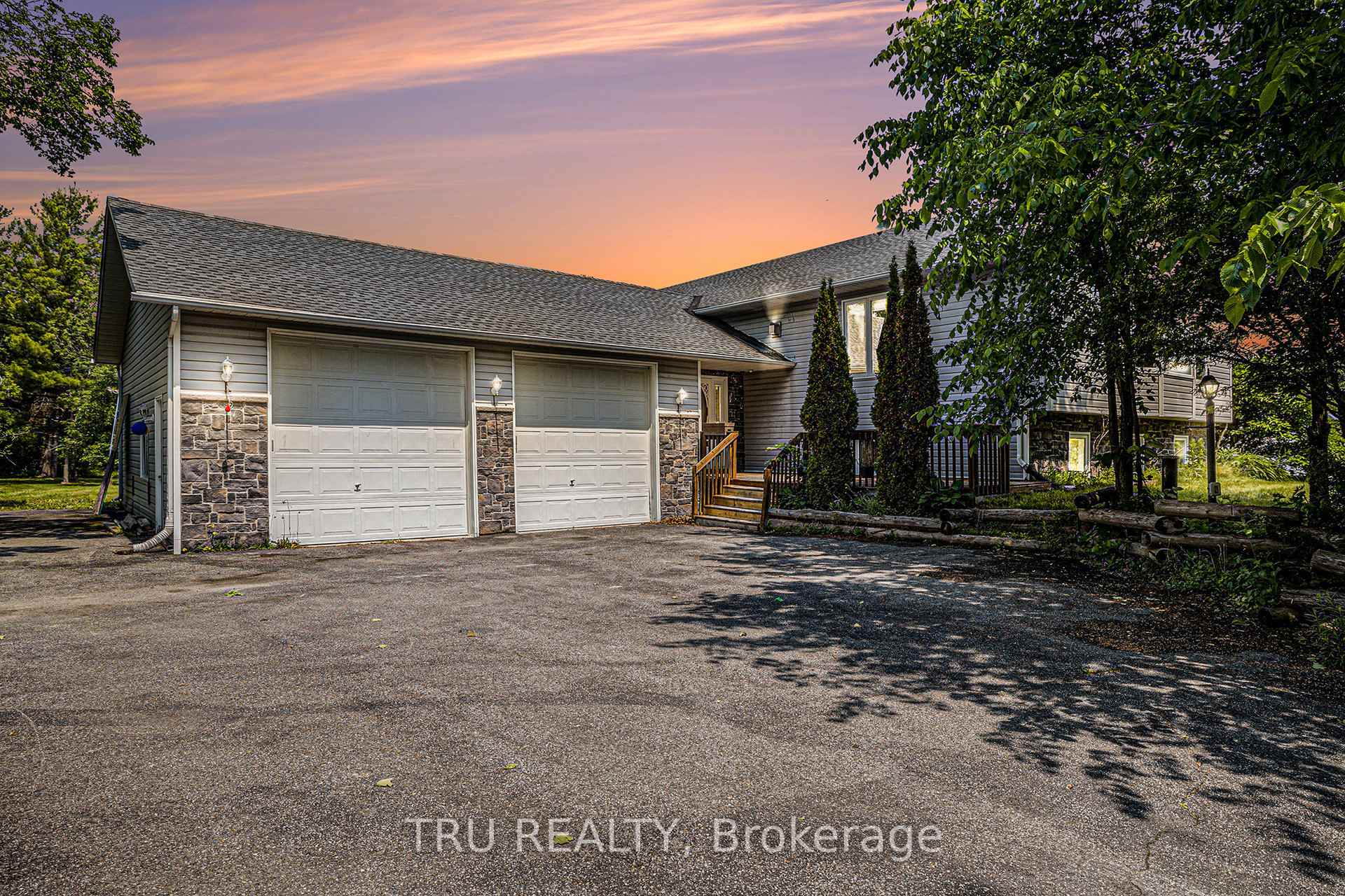 1060 7TH Line, Beckwith, ON K7C 3P2