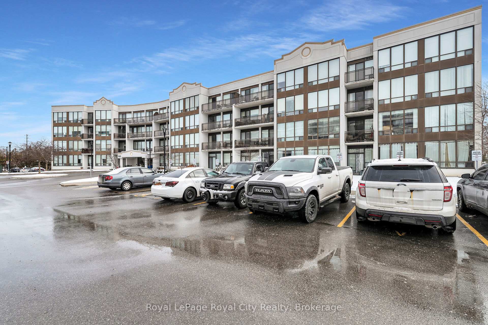 107 - 105 Bagot Street, Guelph, ON N1H 8H4